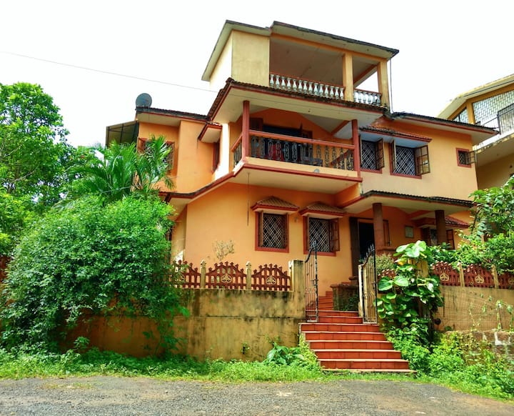 Nihal's Hideout - 3 Bedroom Villa - Goa