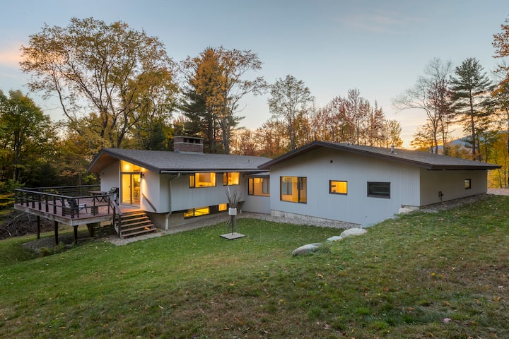Secluded, Modern Ski House - Great Location! - Stowe, VT
