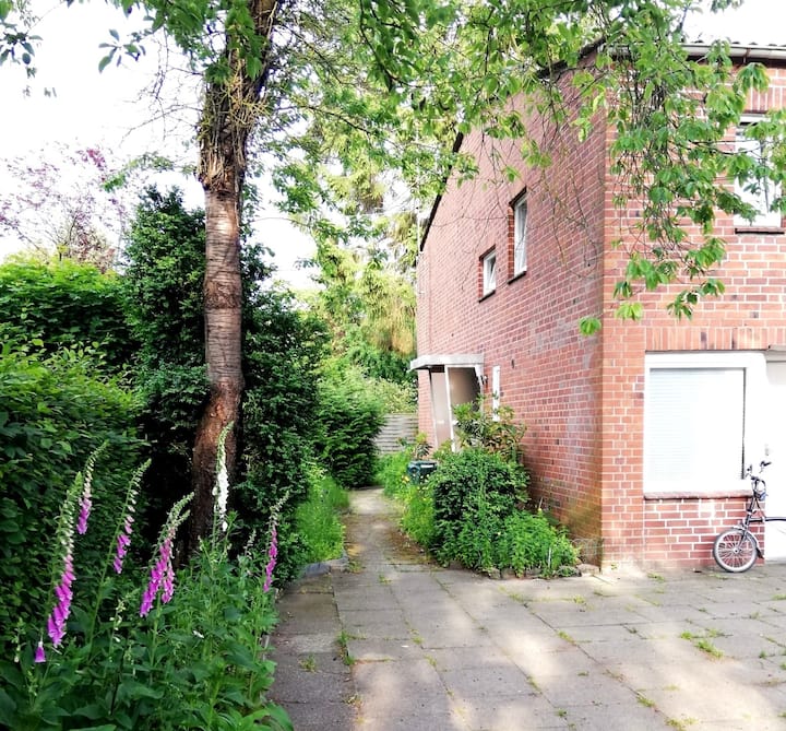 Ruhige 1-zimmer Wohnung In Der Nähe Von Hamburg - Norderstedt