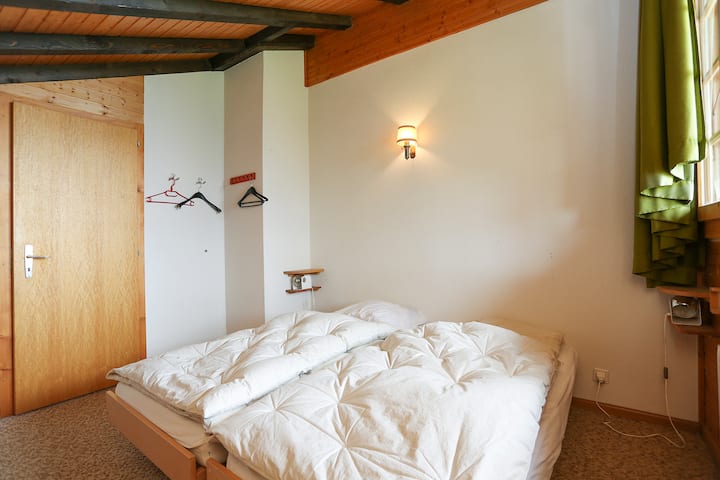 Cde 40-41_appartement 4 Chambres_10 Personnes - Sierre