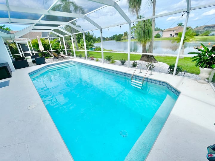 Airbnb Vacation Rental Home #16  X239x238x6680x - Naples, FL