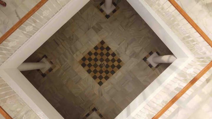 Apartamento, En Bonita Casa Con Patio Andaluz. - Cádiz