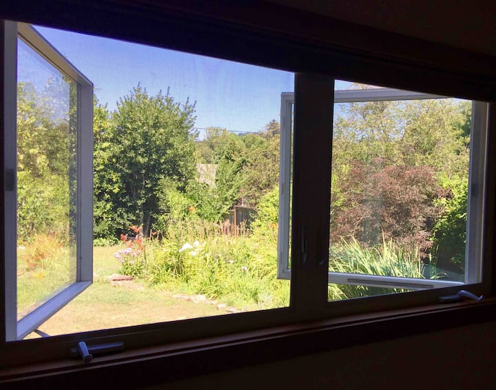 Spacious & Private 2 Bedroom Garden Retreat By Osu - Corvallis, OR