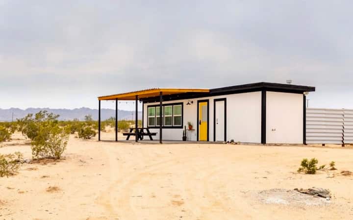 Sunshine Cabin - Twentynine Palms, CA