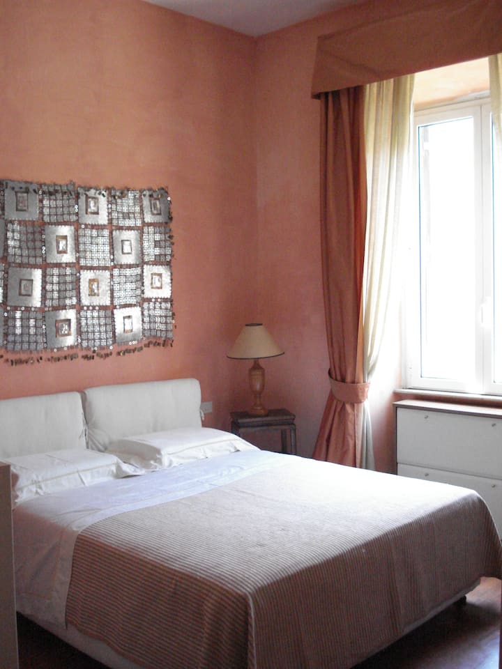 Elegant Apartment Rome Colosseum - Rome