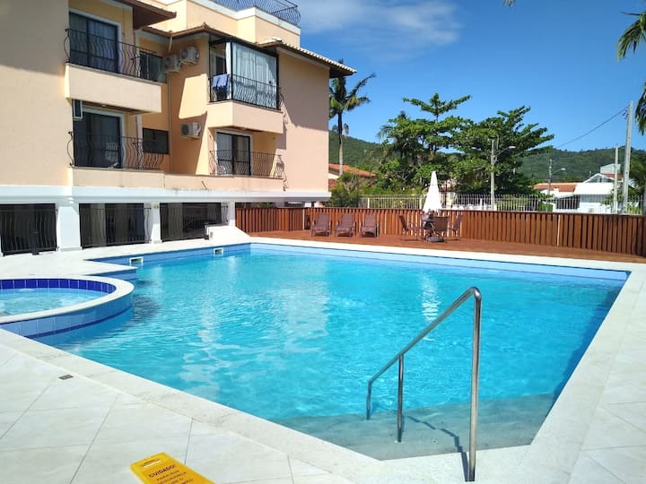 Aconchegante Apartamento De 1 Quarto A 150 M Praia