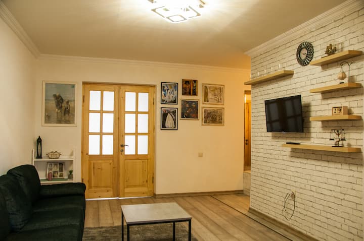 Apartment Near The Church - Tbilisi