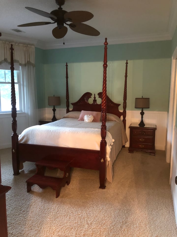 2 Bedrooms Connecting Bath Cozy Plantation Home - Richmond Hill, GA