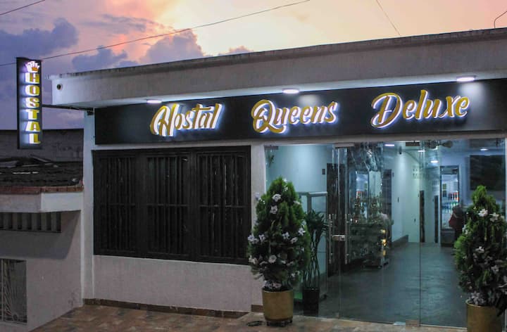Hostal Queens Deluxe - Florencia