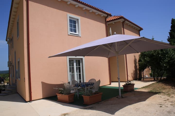 Haus-pegla*** Wohnung Rab - Nerezine