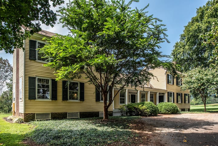 The Main House At Woodley - The Cove, Louisa