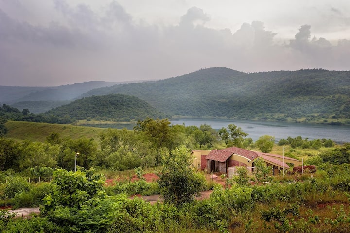 Red Stone Village Farmstays - Bungalow 1 - Diveagar