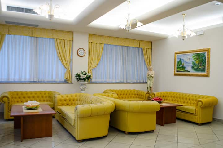 Bilocale In Residence, A Due Passi Dal Mare - Riccione