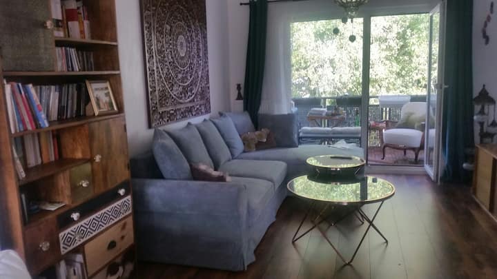 Zentral & Gemütlich – Mit Blick Ins Grüne - Colonia