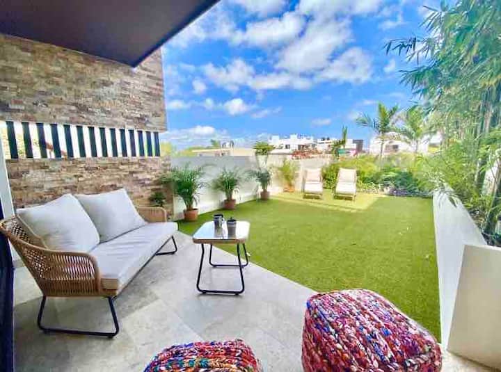 Relaxing Garden Condo With Beautiful Rooftop Pool - Playa del Carmen