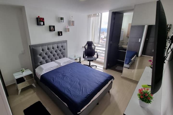Habitación En Piso 17 Con Vista Espectacular Al Norte Y Occidente De La Ciudad. Adecué El Espacio Para Ser Cómodo Para Descansar, Trabajar O Compartir En Pareja. Cerca Megamall, Centro Y Cabecera. Disfruta De Piscina Panorámica,gimnasio, Sauna, Xbox. - 