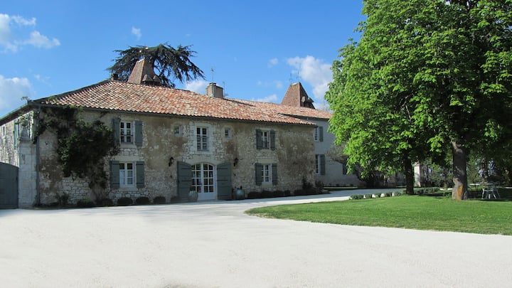 Chambres Iris - 2 Pers - 75€/nuit - Gite De Pères - Lectoure