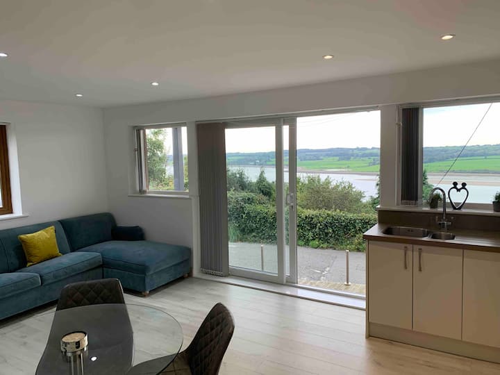 2 Bron Menai Is … ‘The View’ - Gwynedd