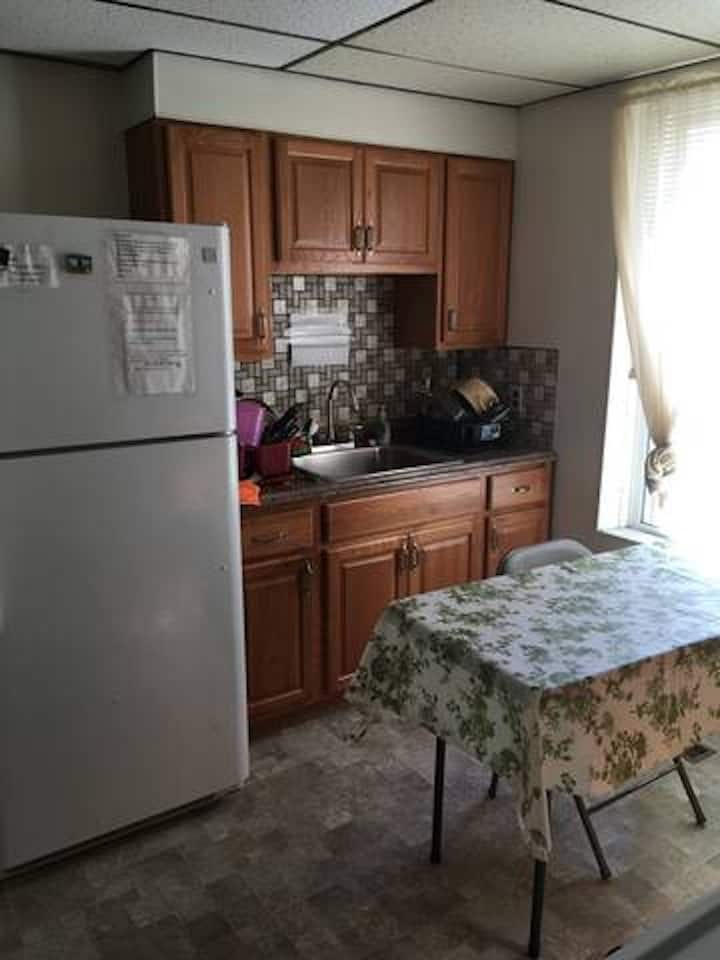 Charlesriver, Harvard, Mit 2 Rooms Suite Priv Bth - Cambridge, MA