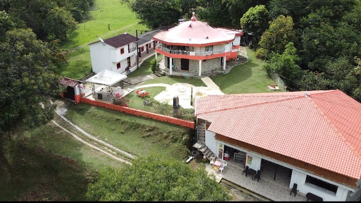 El Castillo X 15 - San Rafael, Colombia