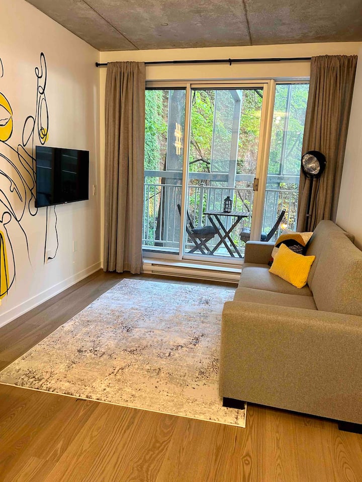 Studio In Downtown Montreal / Private Balcony - Montreal