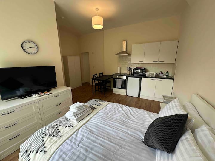 Brand New Spacious City Centre - Derby