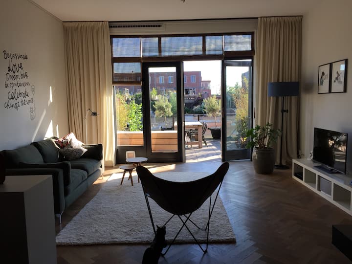Sunny Waterfront Family House - Amsterdam