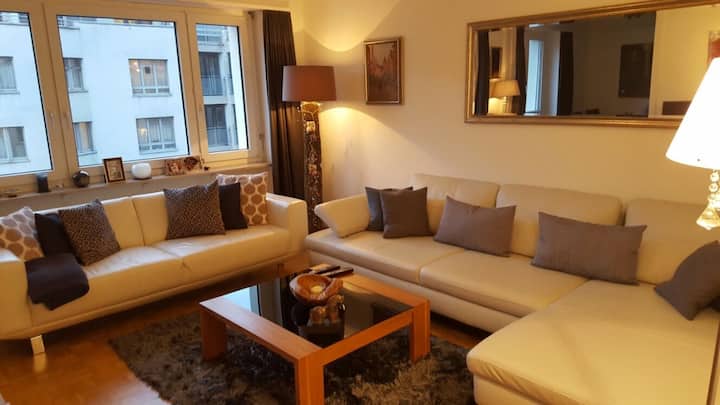 Perfect 3-rooms App For Art Basel - Bâle