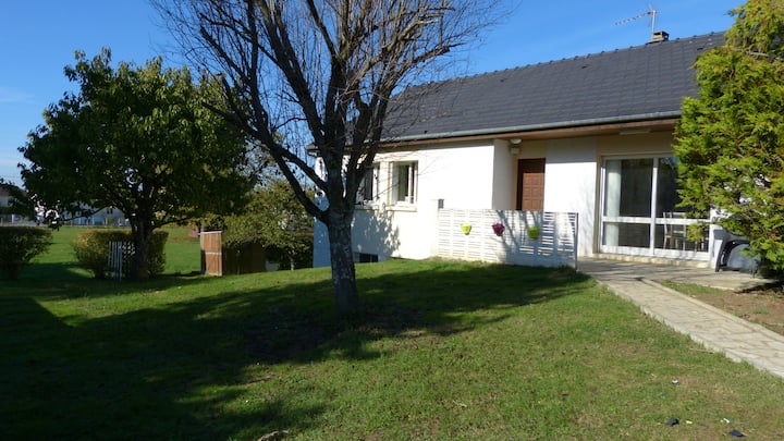 Jolie Maison Proche De Nevers - Pougues-les-Eaux