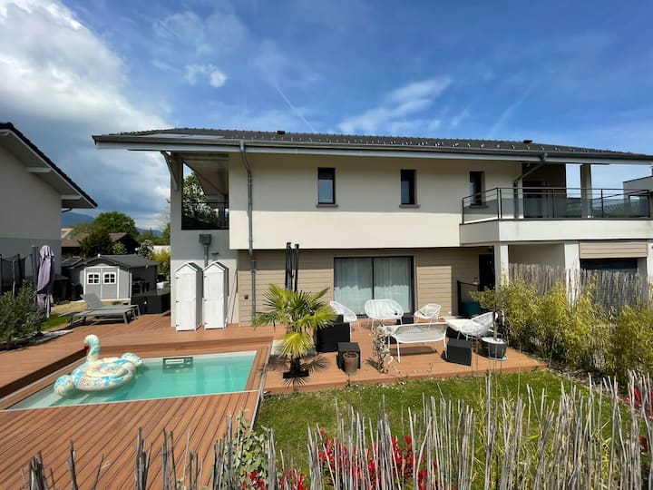 Villa Pour 10 Personnes Divonne Les Bains - Divonne-les-Bains