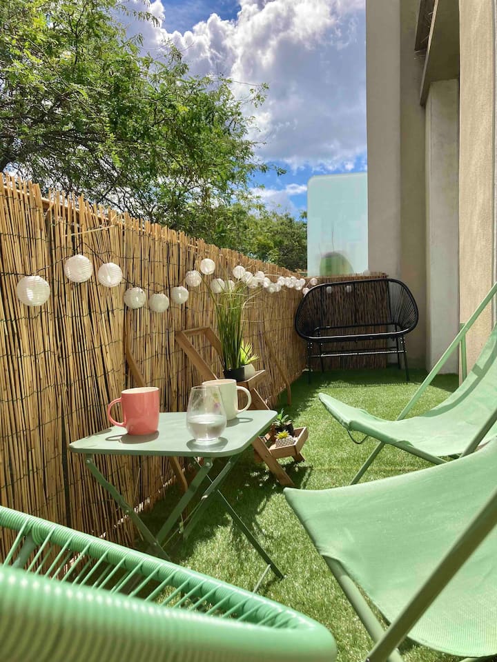 T3 Cosy - Coeur De Ville, Balcon & Parking Gratuit - Trignac