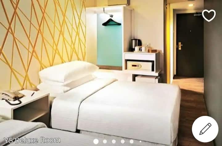 Y5 Deluxe Room - First World Hotel, Genting - Genting Highlands ...