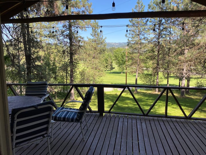 Grandpas Mountain Golf Retreat - Garden Valley, ID