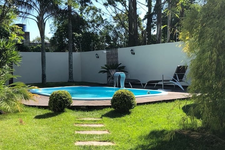 Casa Charmosa Com Piscina Beto Carrero - Penha
