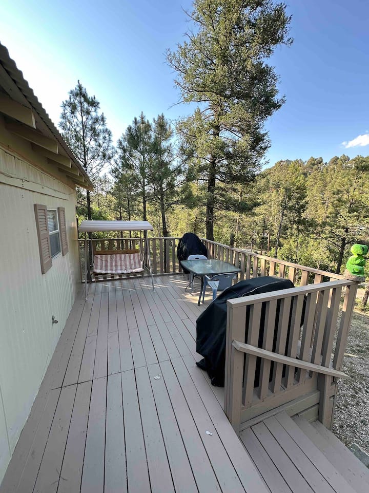 House Near Downtown And Lakes - Ruidoso, NM