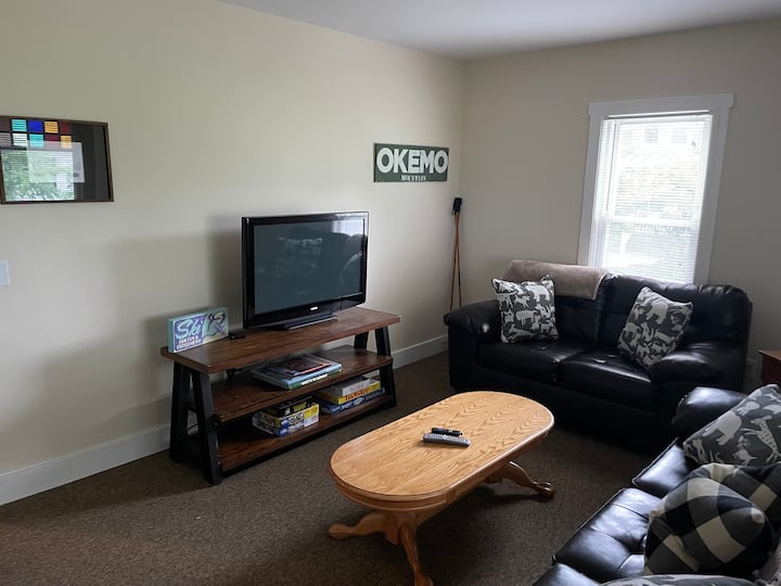 Woods Ski House Apt 1 - Ludlow, VT