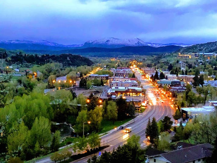 Cozy, Downtown, With Awesome Views! - Steamboat Springs