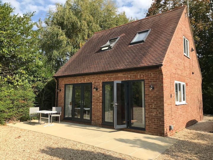 Contemporary Cottage Outside South Harting - Petersfield
