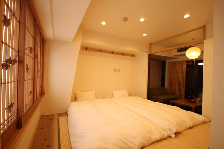 New Open★新大阪駅徒歩30秒★無料ポケットwi-fi★家族旅行最適★交通アクセスが超便利 D - Japón