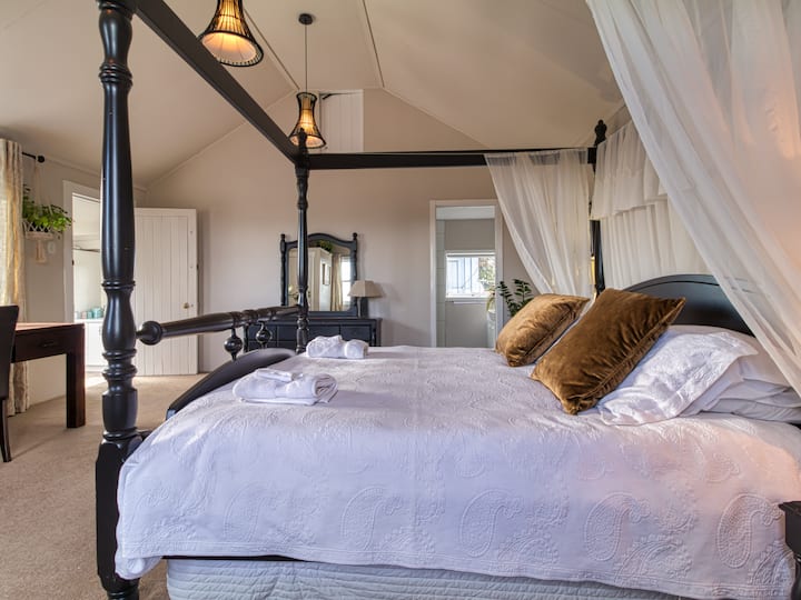 Lovely Spacious Cottage - Hastings