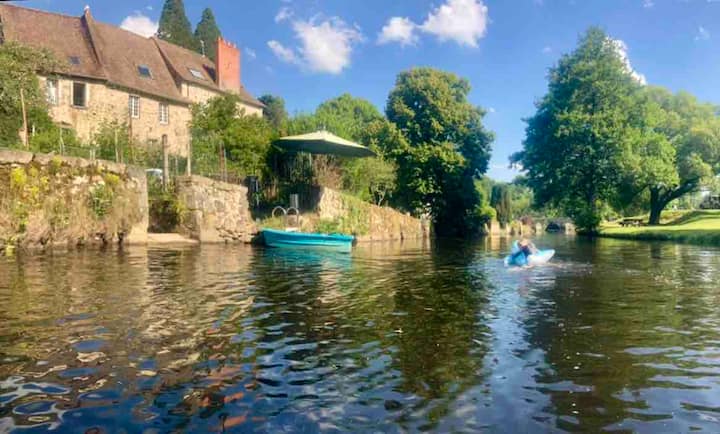 Maison Pont Roby Les Pieds Dans La Rivière - Aubusson