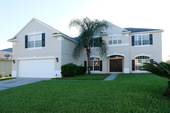 Spacious Florida Home 30 Min Away From Disney - Ocoee, FL