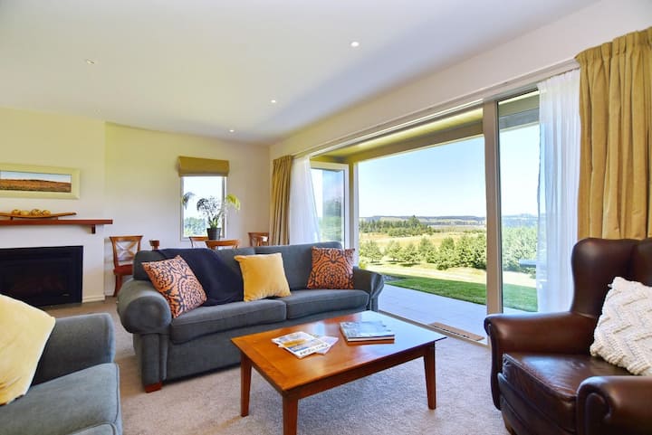 High Country Villa - Apartment In Terrace Downs - Mount Hutt