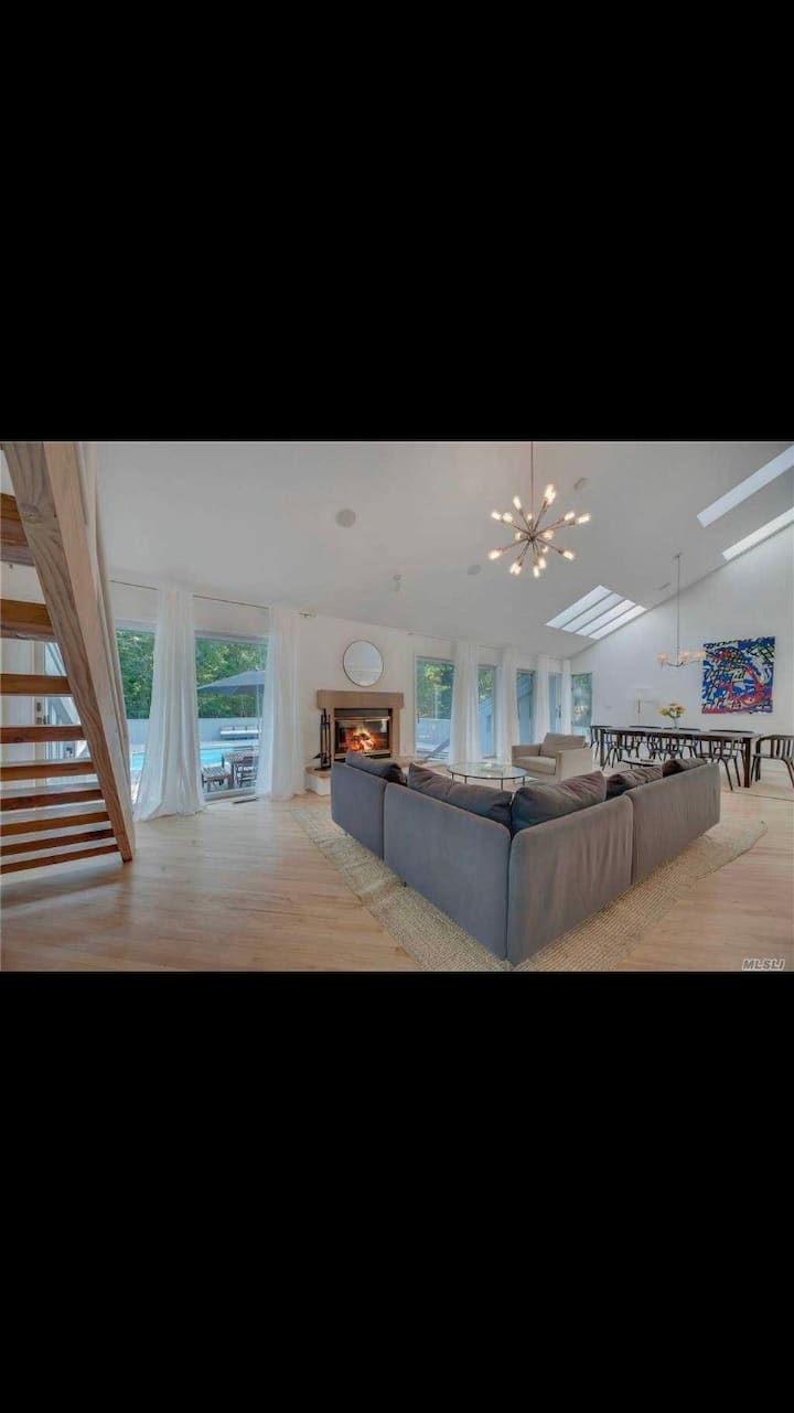 Luxurious And Private Beach House With Heated Pool - The Hamptons