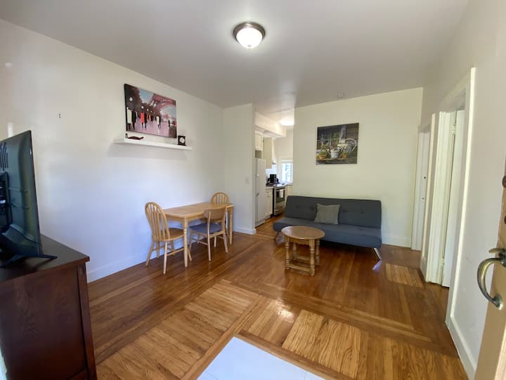 Spacious 2 Bedroom - Walk To Piedmont Ave/ Kaiser - Piedmont, CA