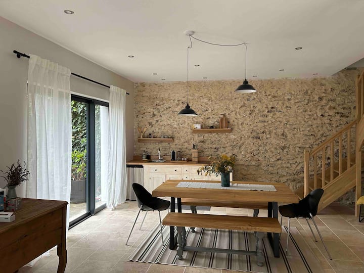 Gîte Dans Propriété Arborée (Piscine Partagée) - Montfort-l'Amaury