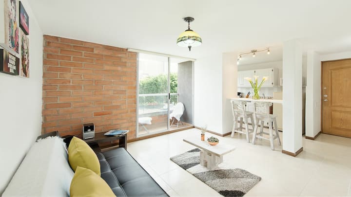 Confortable Seguro Bien Ubicado - Medellín