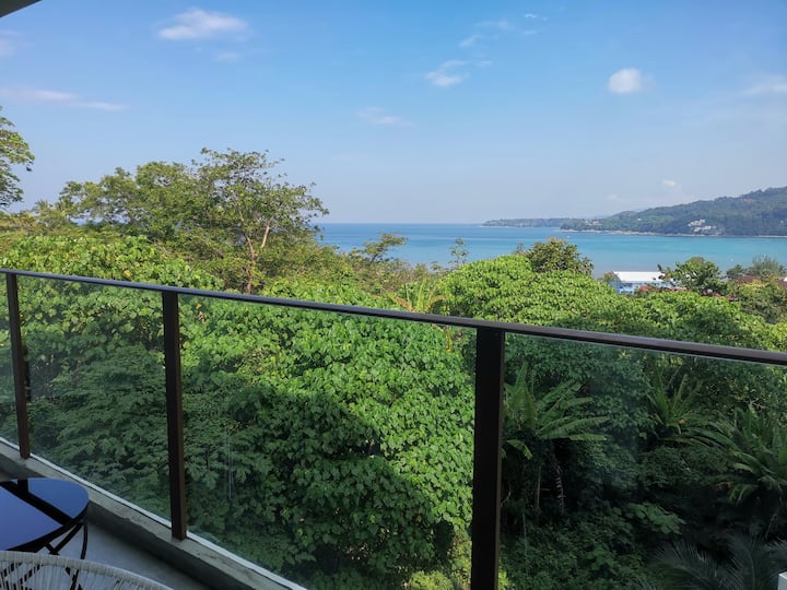 Wow 带大阳台无敌海景公寓，独立 Wi-fi，离kamala海滩仅300米 - Patong Beach