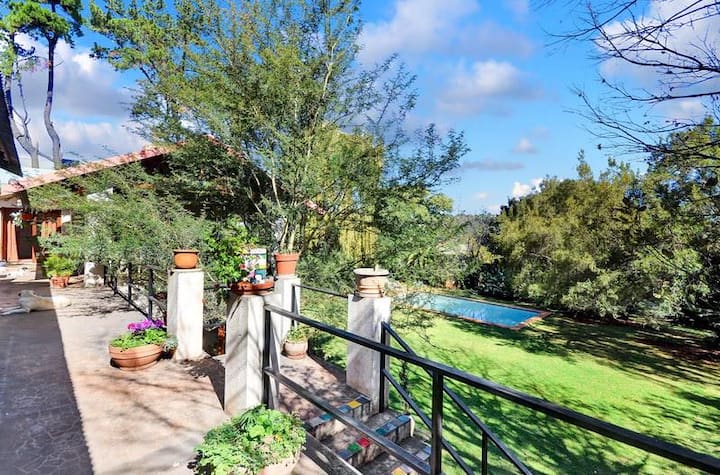 *Homely En Suite Veranda Room In Westcliff* - 約翰內斯堡