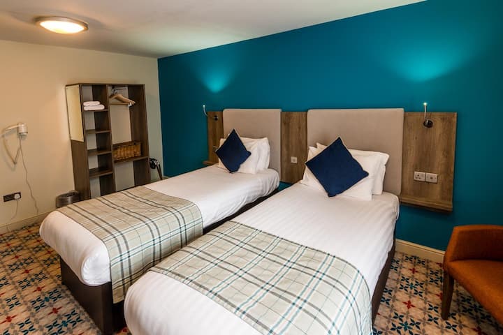 Cairn Hotel Edinburgh, Twin Room - Edinburgh